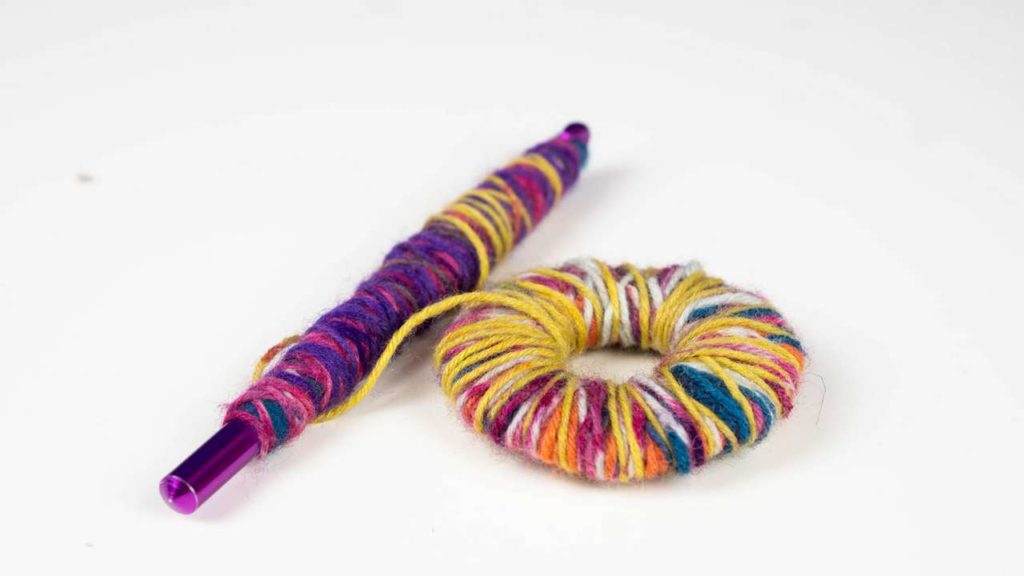8 Tipps Bommel selber machen - Pompom basteln Anleitung
